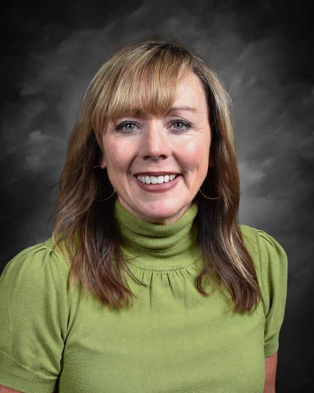 Elizabeth Stokes – Altona Middle School